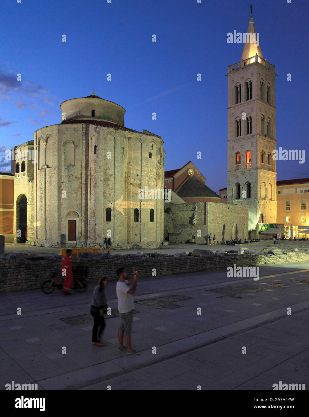 Croatia, Zadar, St Donatus Church, St Anastasia Cathedral Stock Photo ...