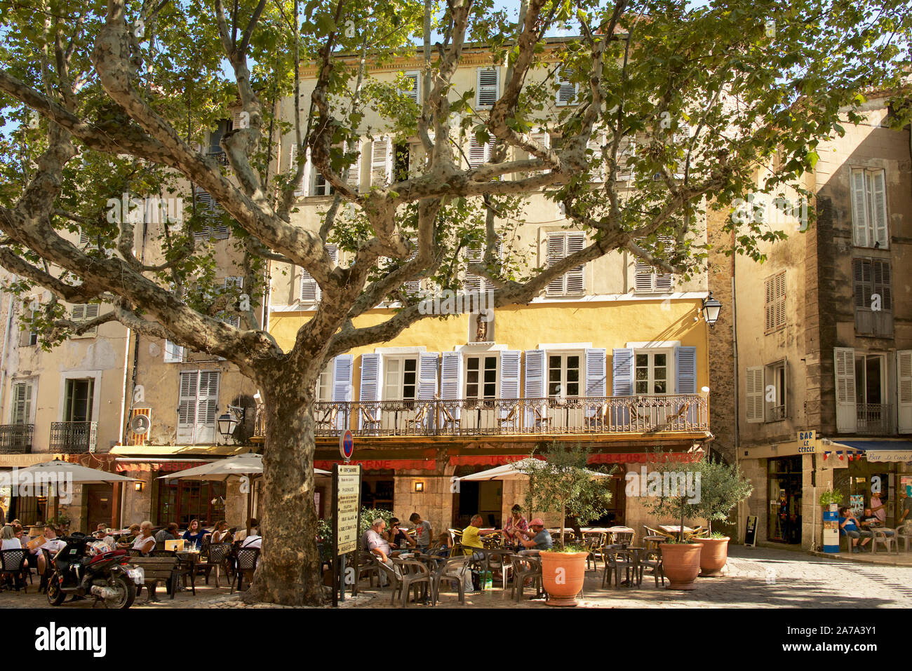 Restaurants Chauvier Place Bargemon Var Provence France Stock Photo - Alamy