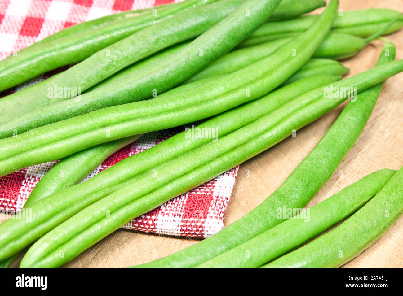 Green beans in close-up as background Stock Photo - Alamy