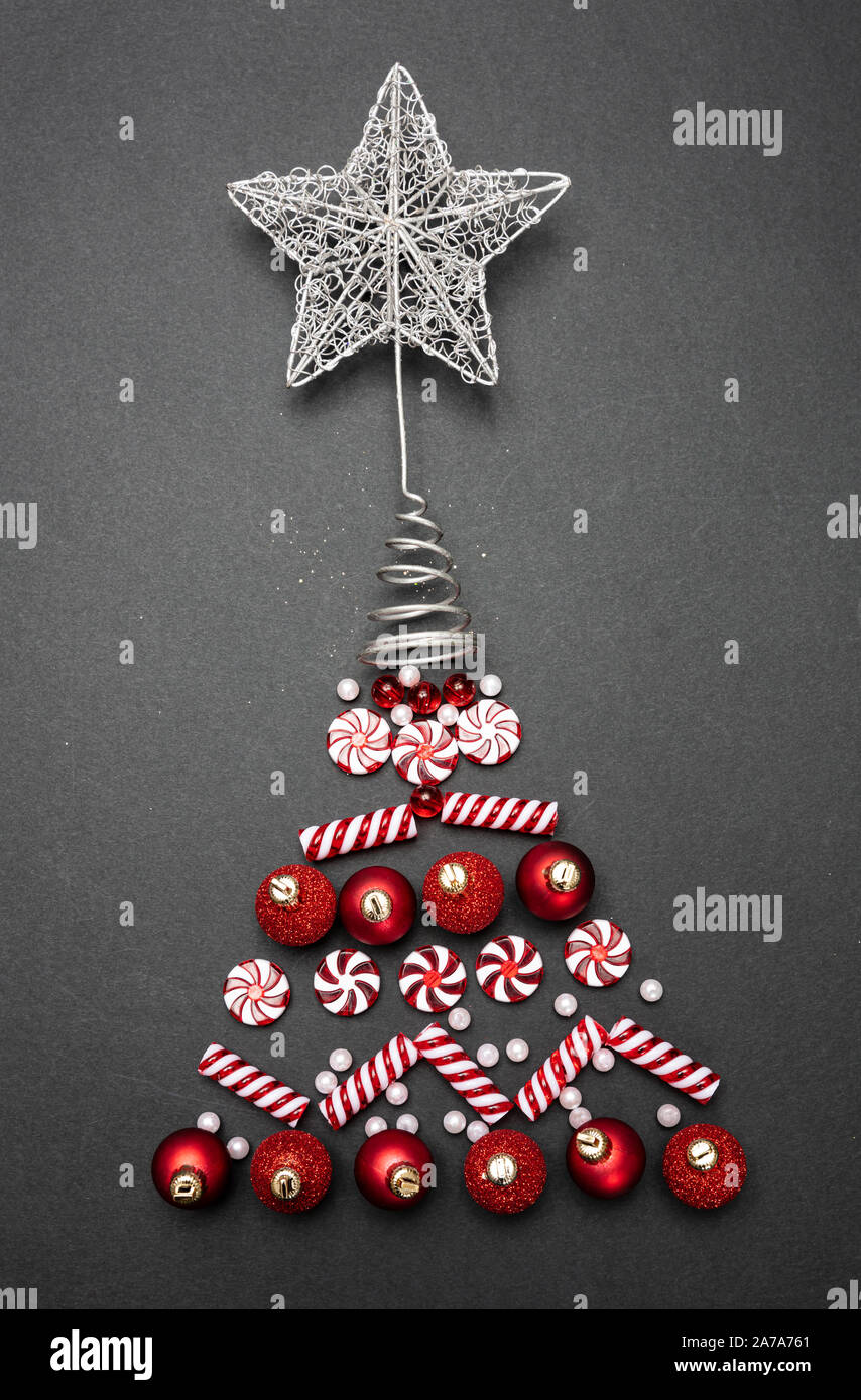 Black grey white balls hi-res stock photography and images - Alamy
