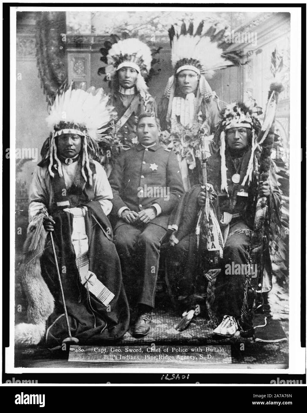 Vintage native american indian portrait photograph Stock Photo - Alamy