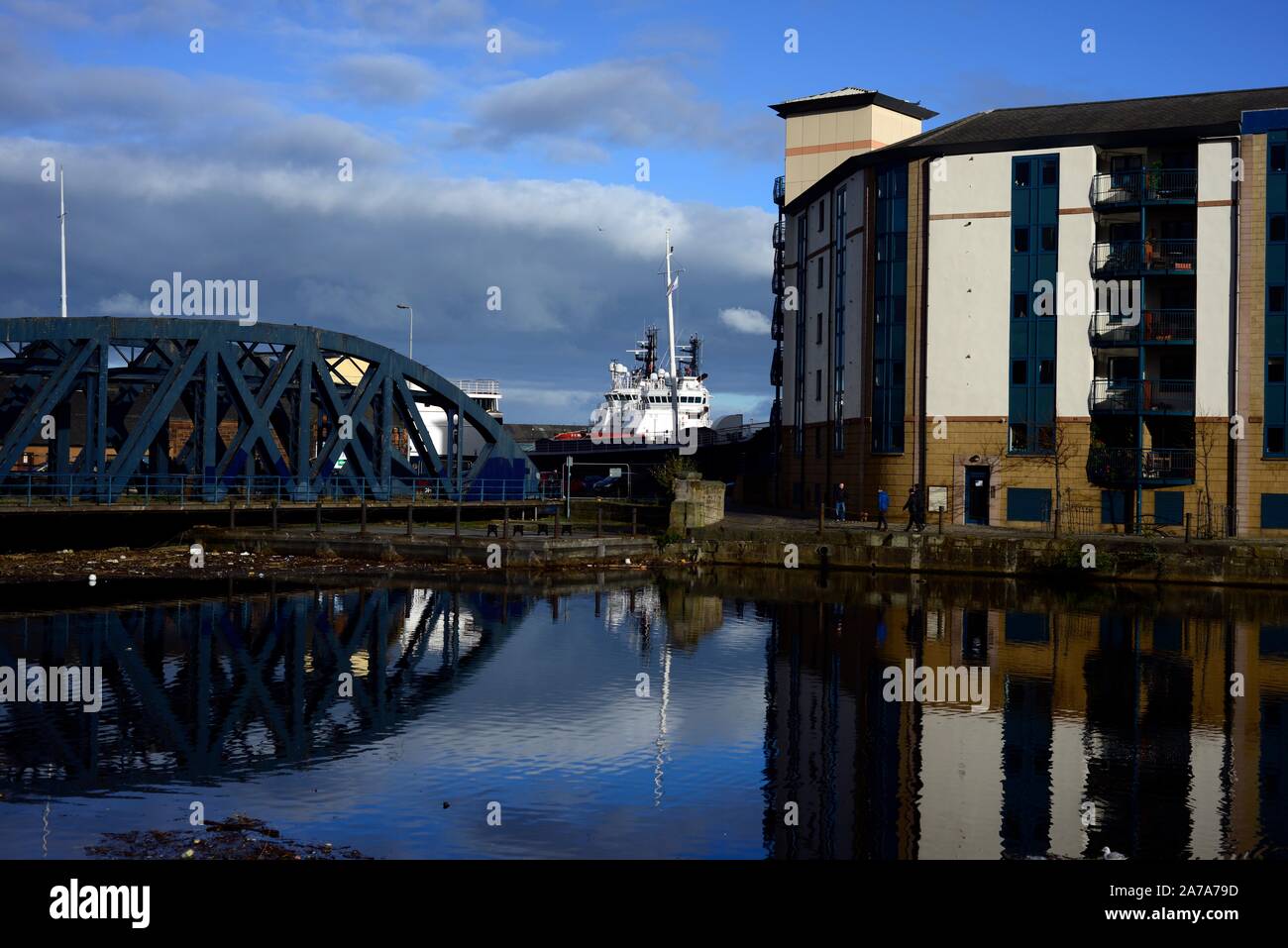 Leith forth port hi-res stock photography and images - Alamy