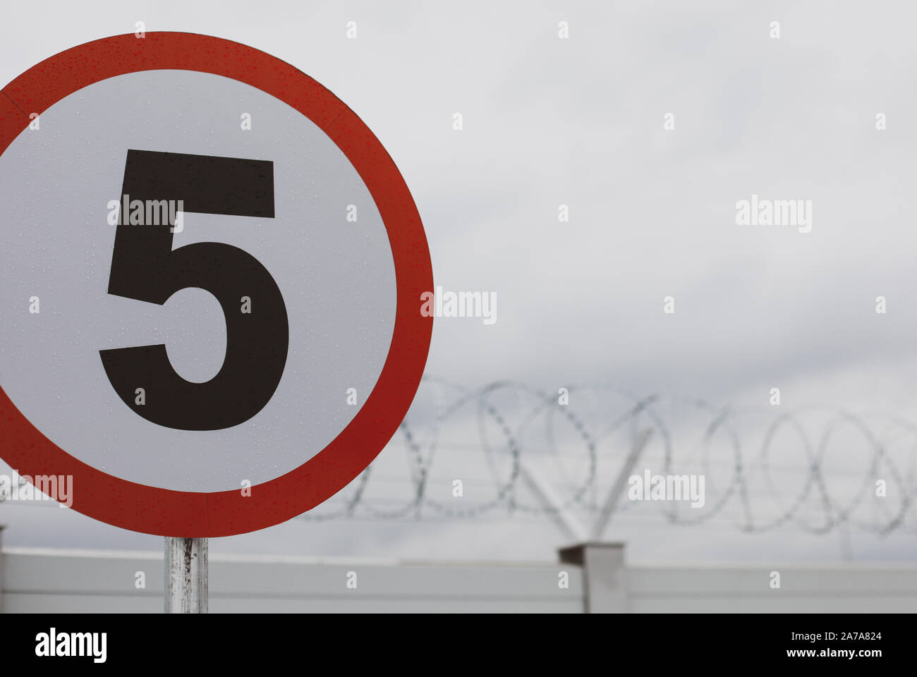 Border sign speed limit hi-res stock photography and images - Alamy