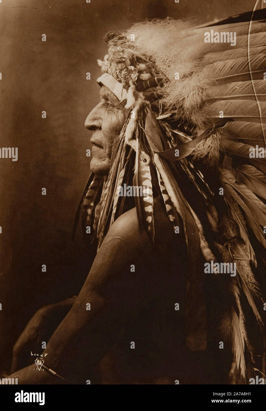 Vintage native American red skinned indian portrait from the old ...
