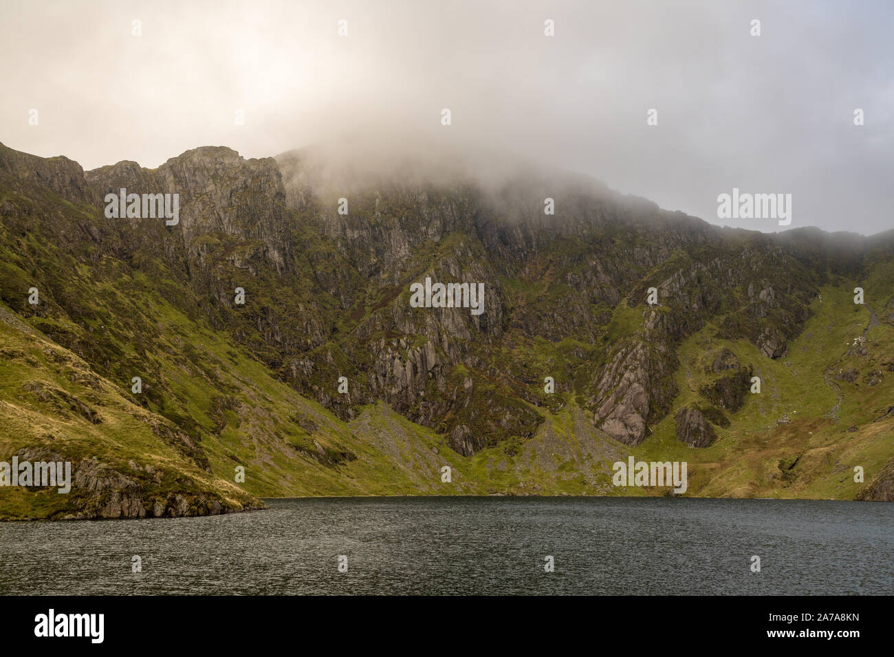 Dramatic mountain scenery on Cader Idris Mountain in the Snowdonia ...