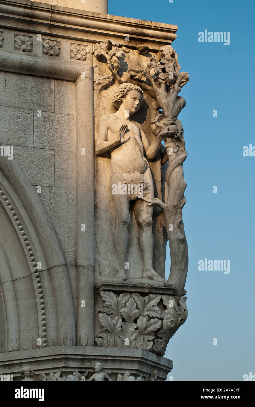 Venice, Italy: Detail of the Doge Palace with statue of Adam, St. Mark ...