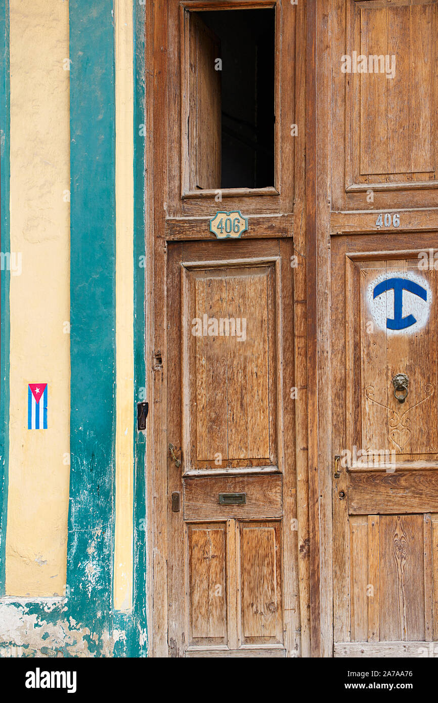 old door in a street of havana , cuba Stock Photo - Alamy
