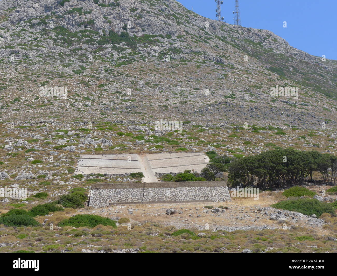 Kithira arch hi-res stock photography and images - Alamy