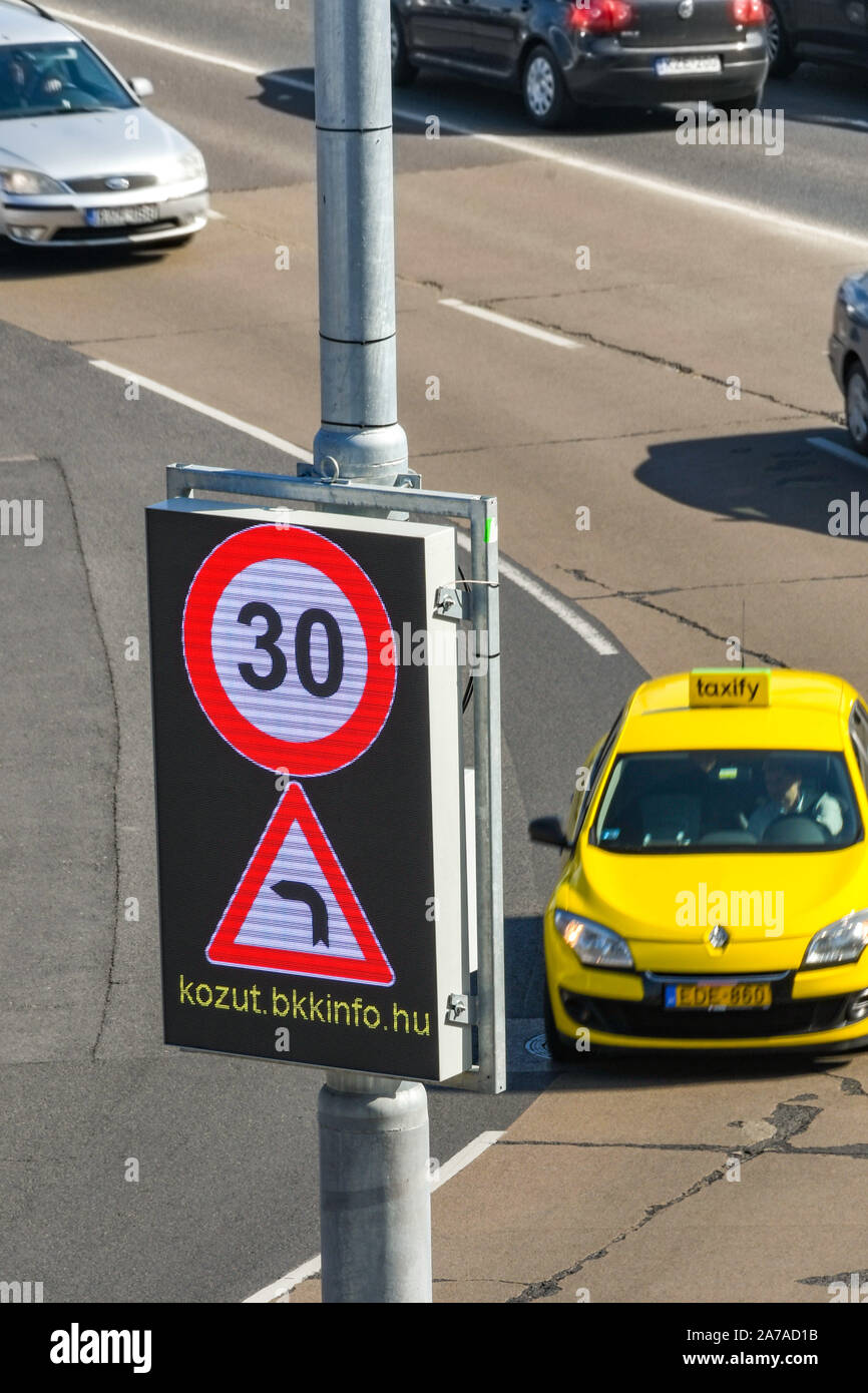 Speed display sign hi-res stock photography and images - Alamy