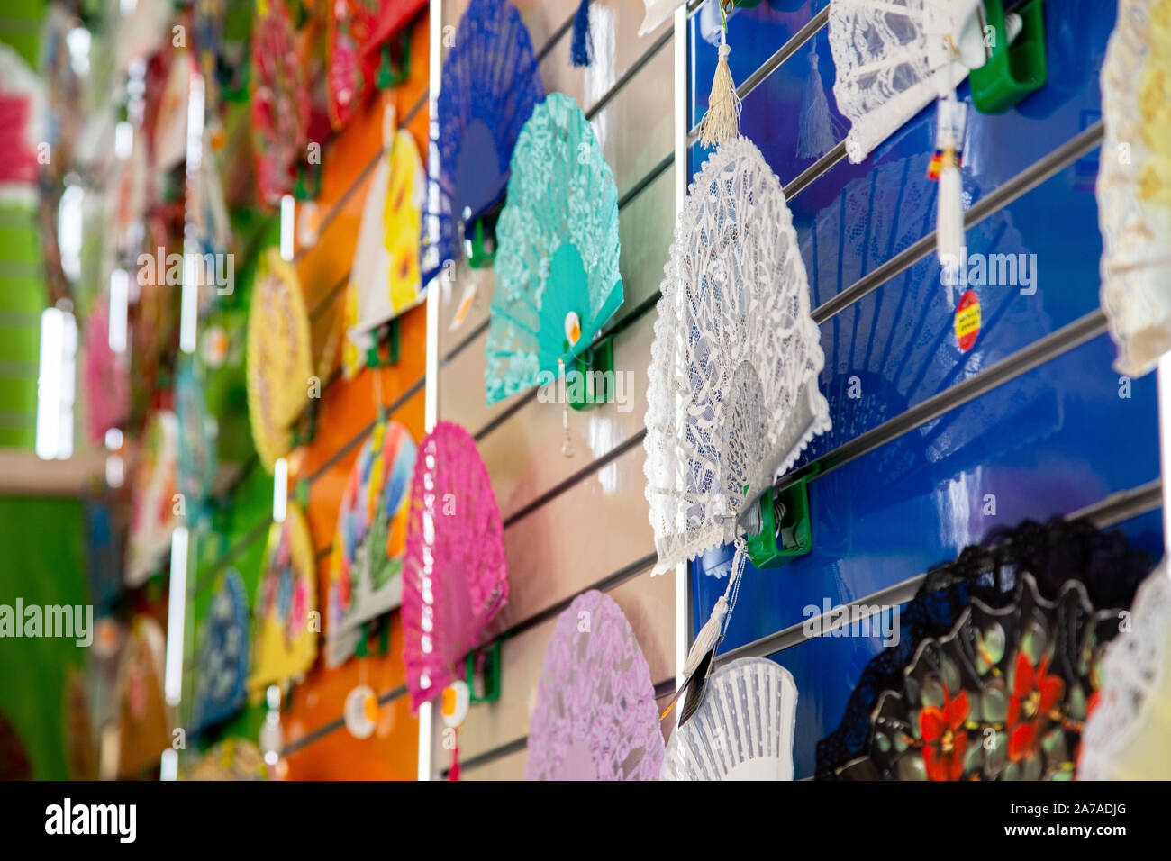 Traditional spanish fans hi-res stock photography and images - Alamy