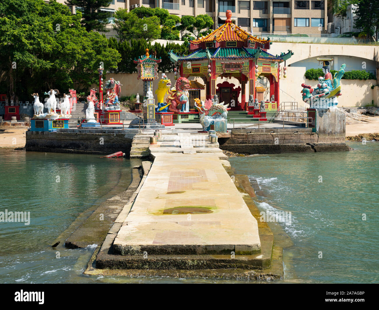 Tin hau temple exterior hi-res stock photography and images - Alamy