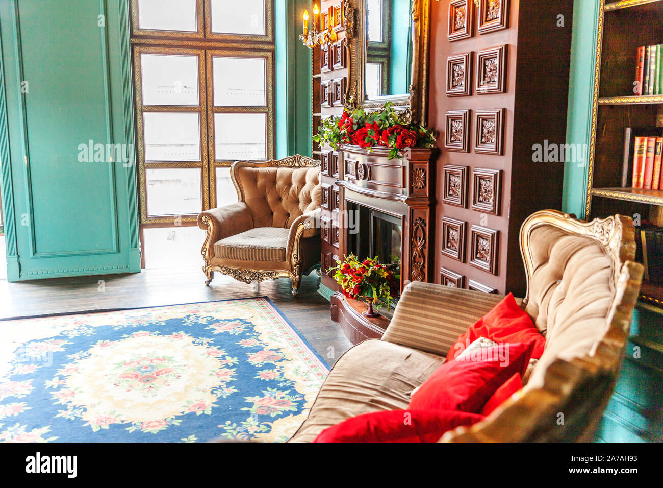 Luxury classic interior of home library. Sitting room with bookshelf ...