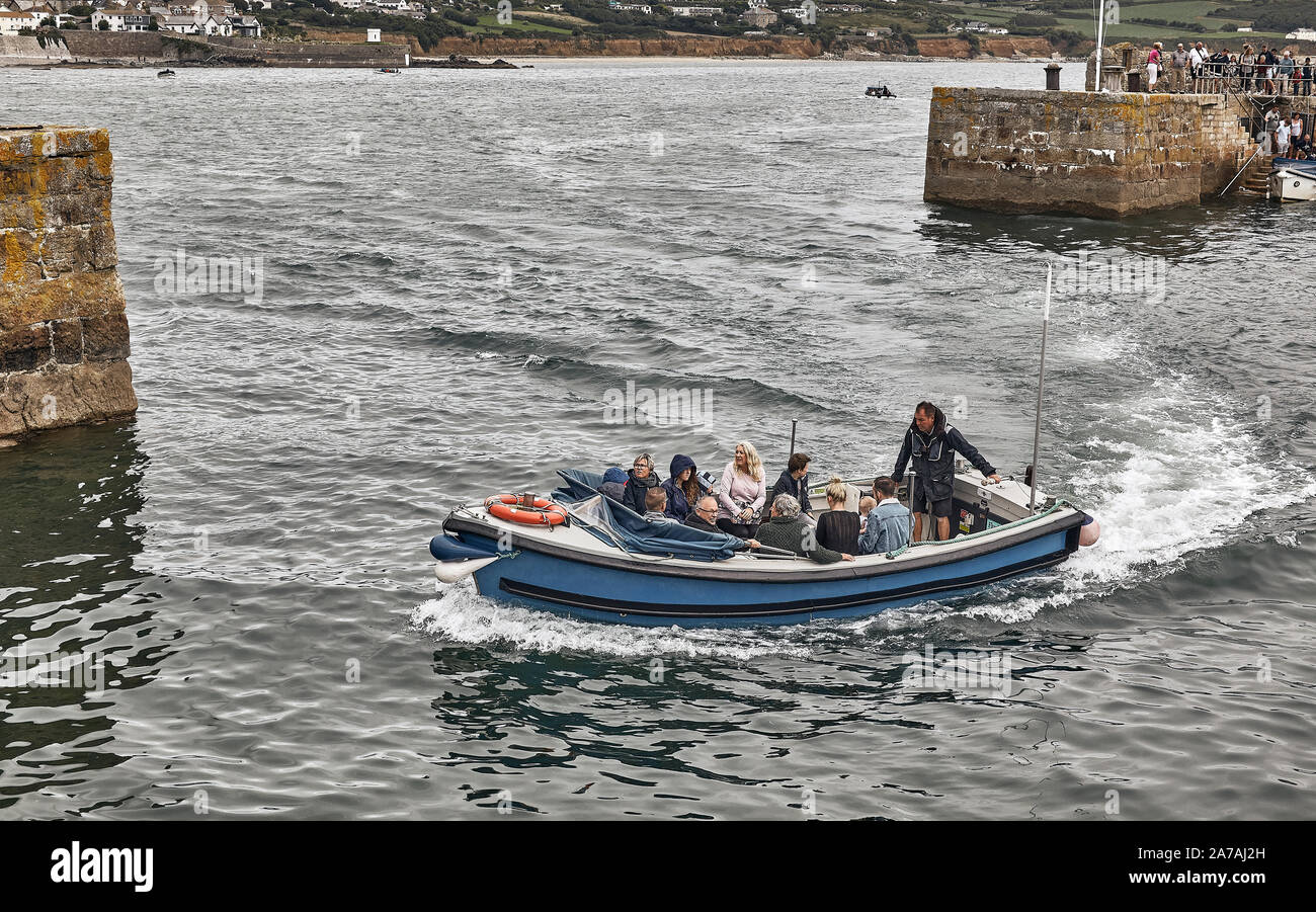 St Michael's Mount is a small tidal island in Mount's Bay, Cornwall ...