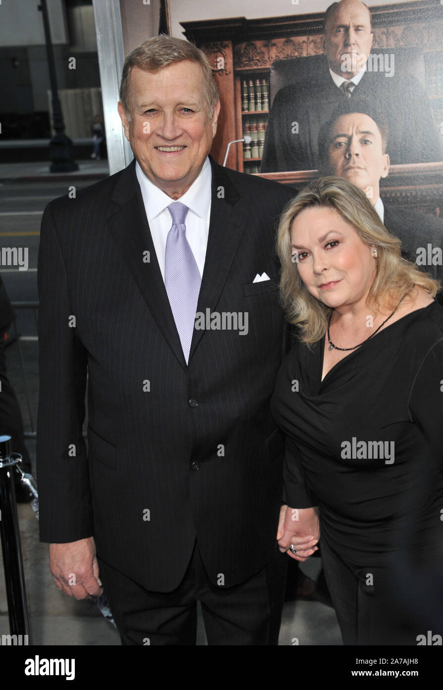 LOS ANGELES, CA - OCTOBER 1, 2014: Ken Howard & wife Linda at the Los ...