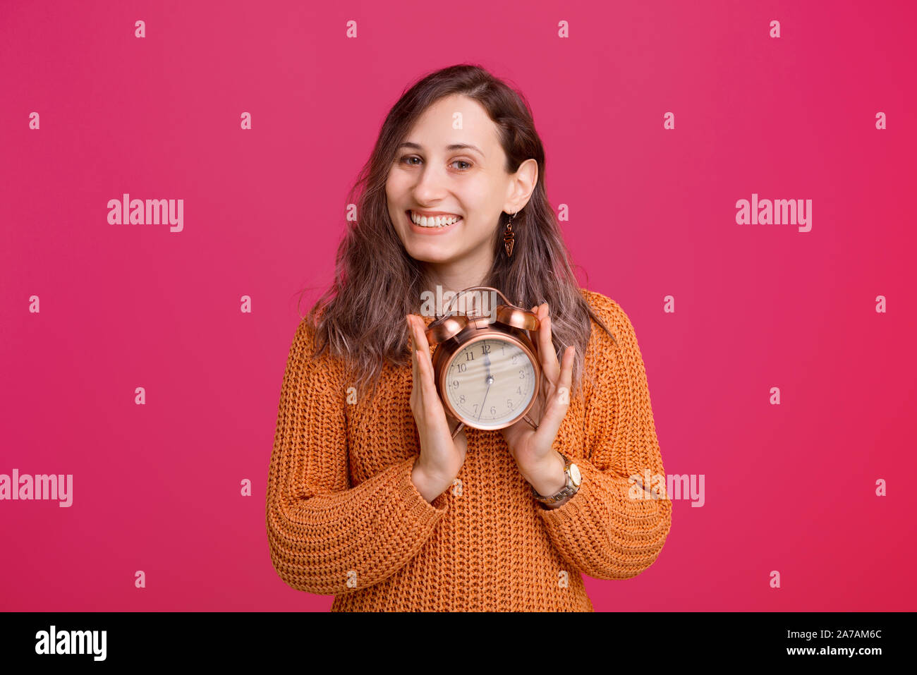 12 year old girl smiling black hi-res stock photography and images - Alamy