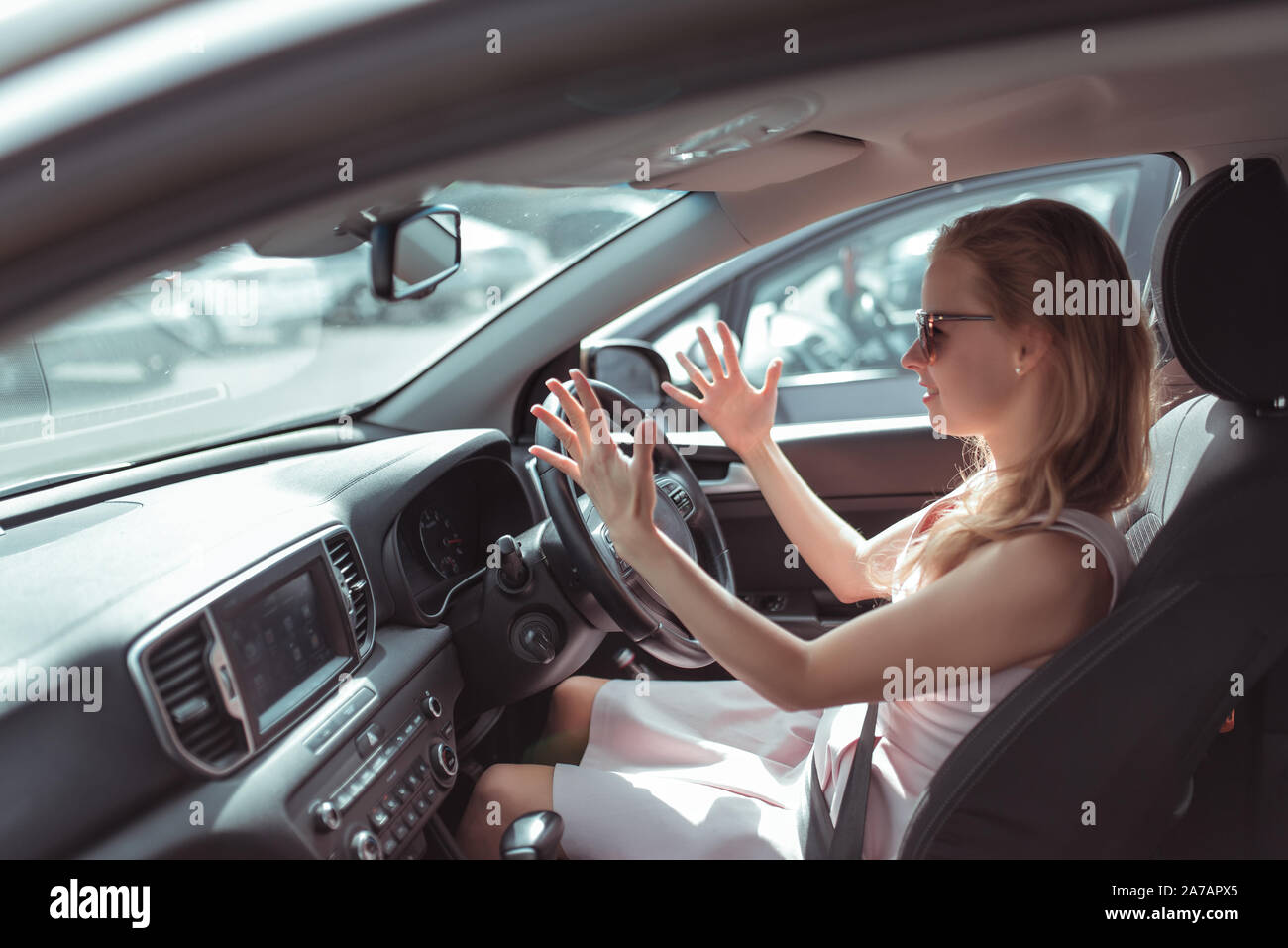 woman driving car, screaming cursing, accident negative incident on ...