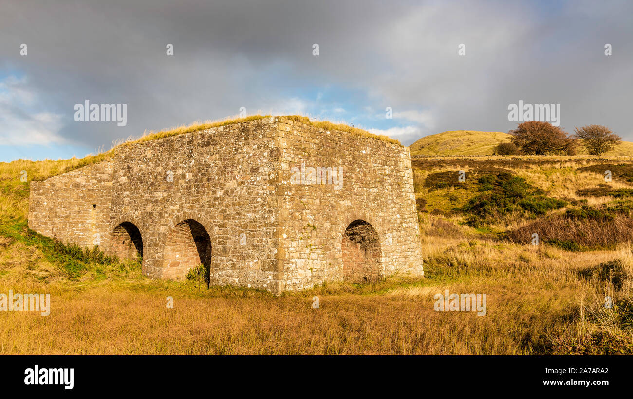 Redundant lime kiln hi-res stock photography and images - Alamy