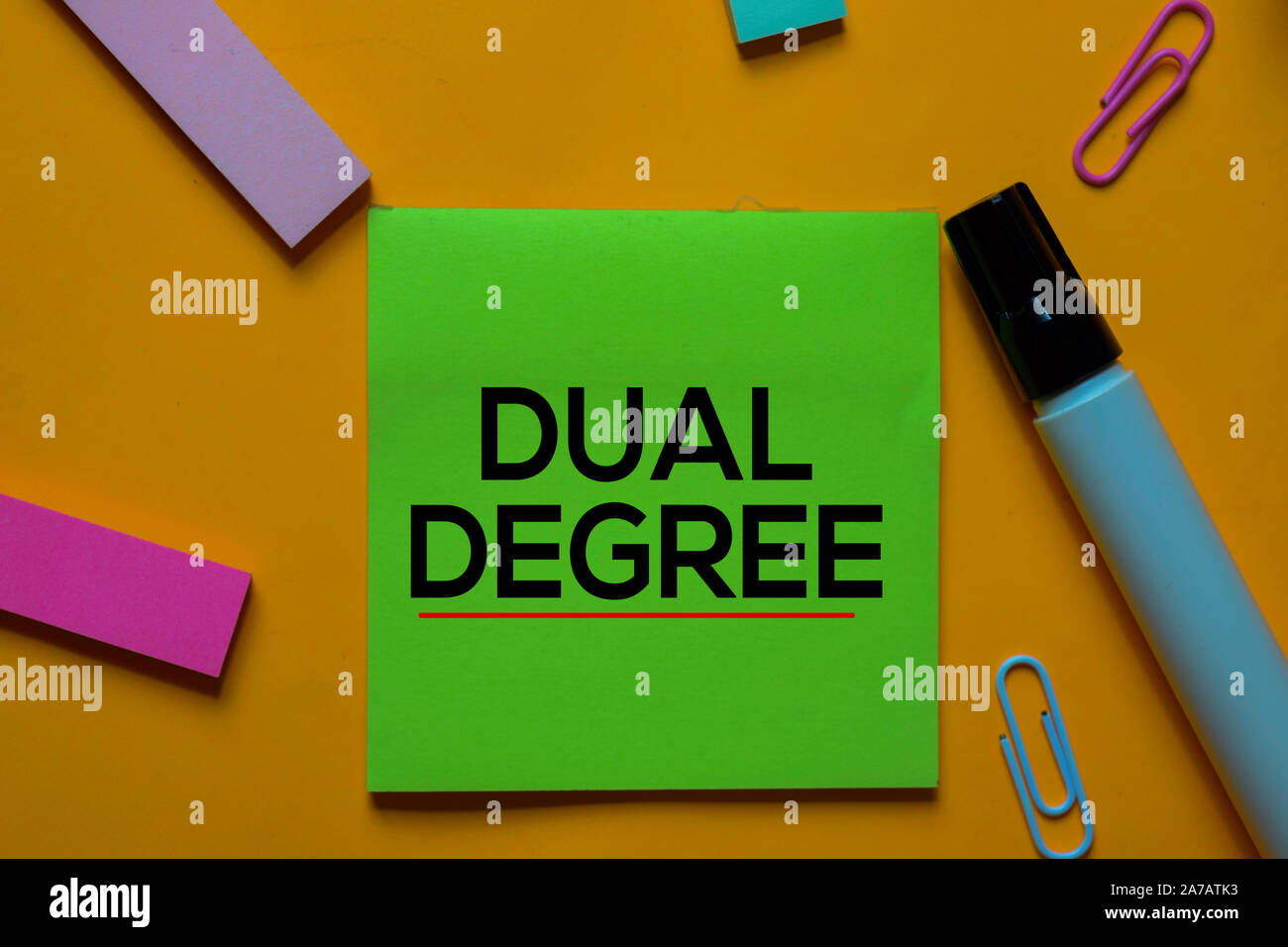 Dual Degree text on sticky notes. Office desk background Stock Photo ...