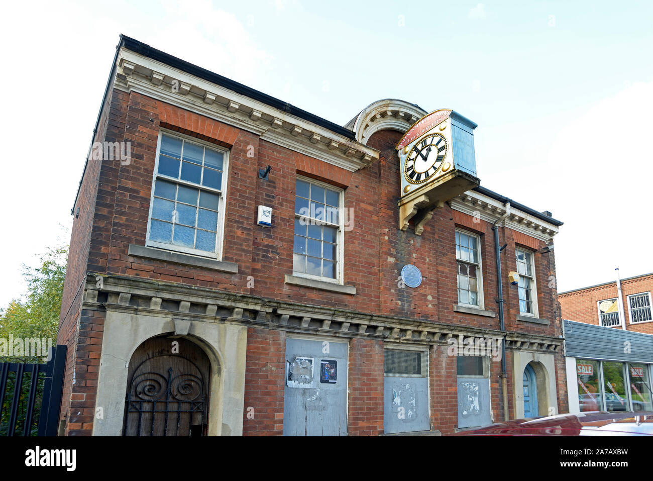 Blue Plaque building, for renovation in Derby Stock Photo - Alamy
