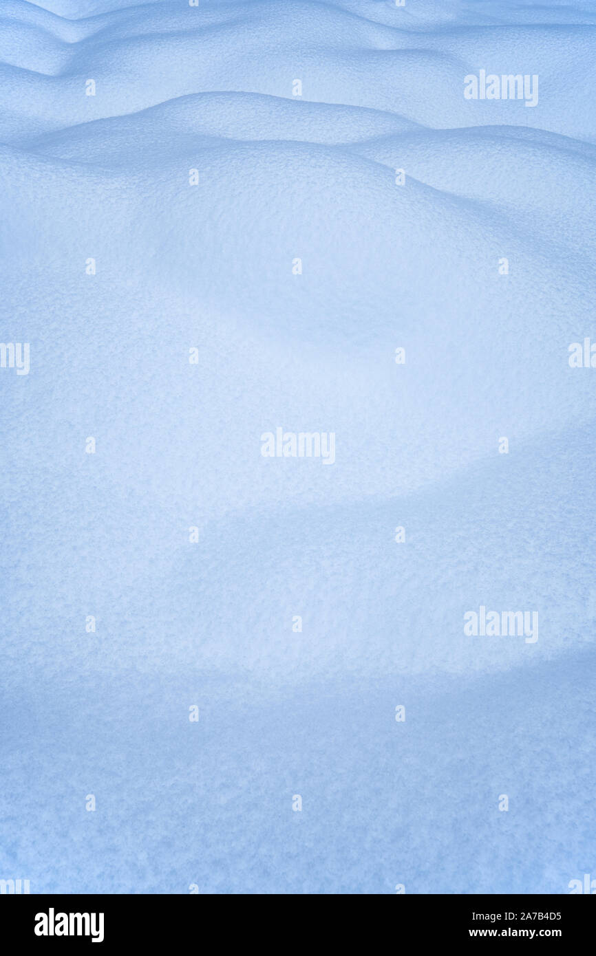 Snow texture. Natural winter background with snow waves Stock Photo - Alamy