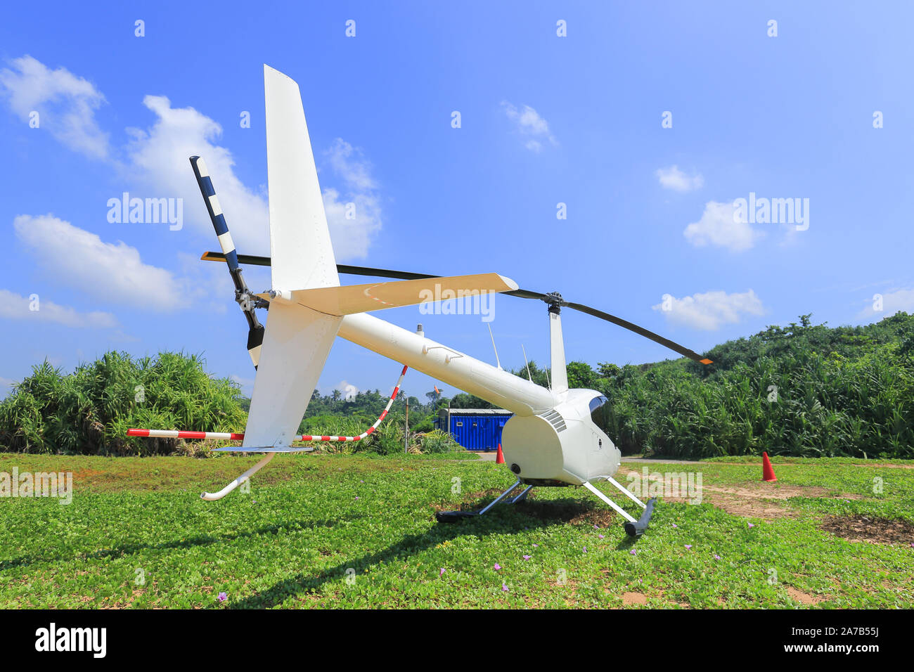 Helicopter view white sand hi-res stock photography and images - Alamy