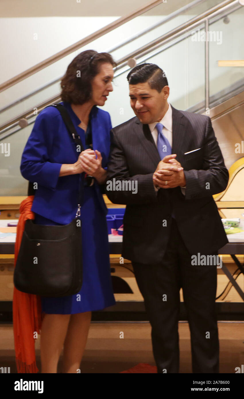 Queens, New York, USA. 31st Oct, 2019. New York City Mayor Bill De ...