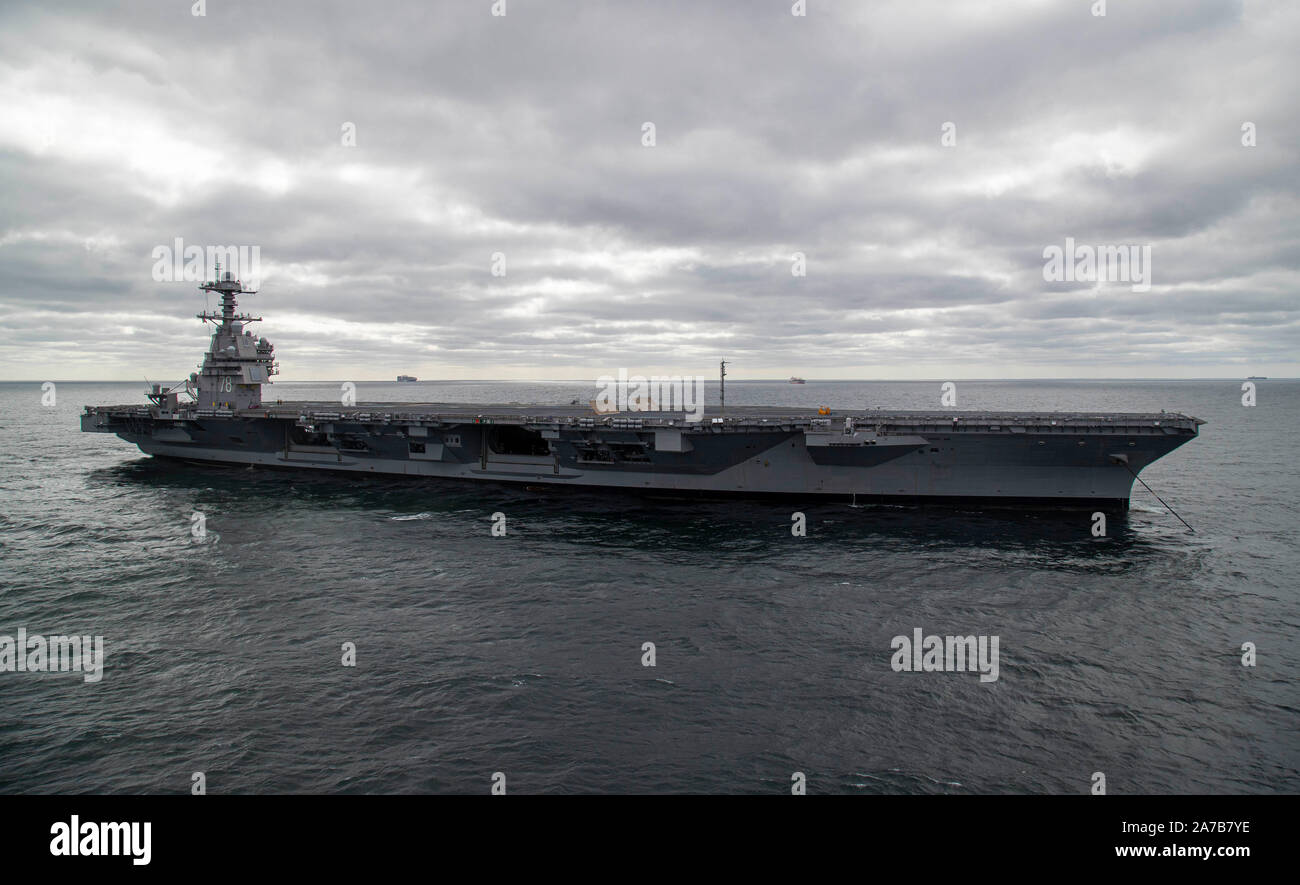 Precision anchoring hi-res stock photography and images - Alamy