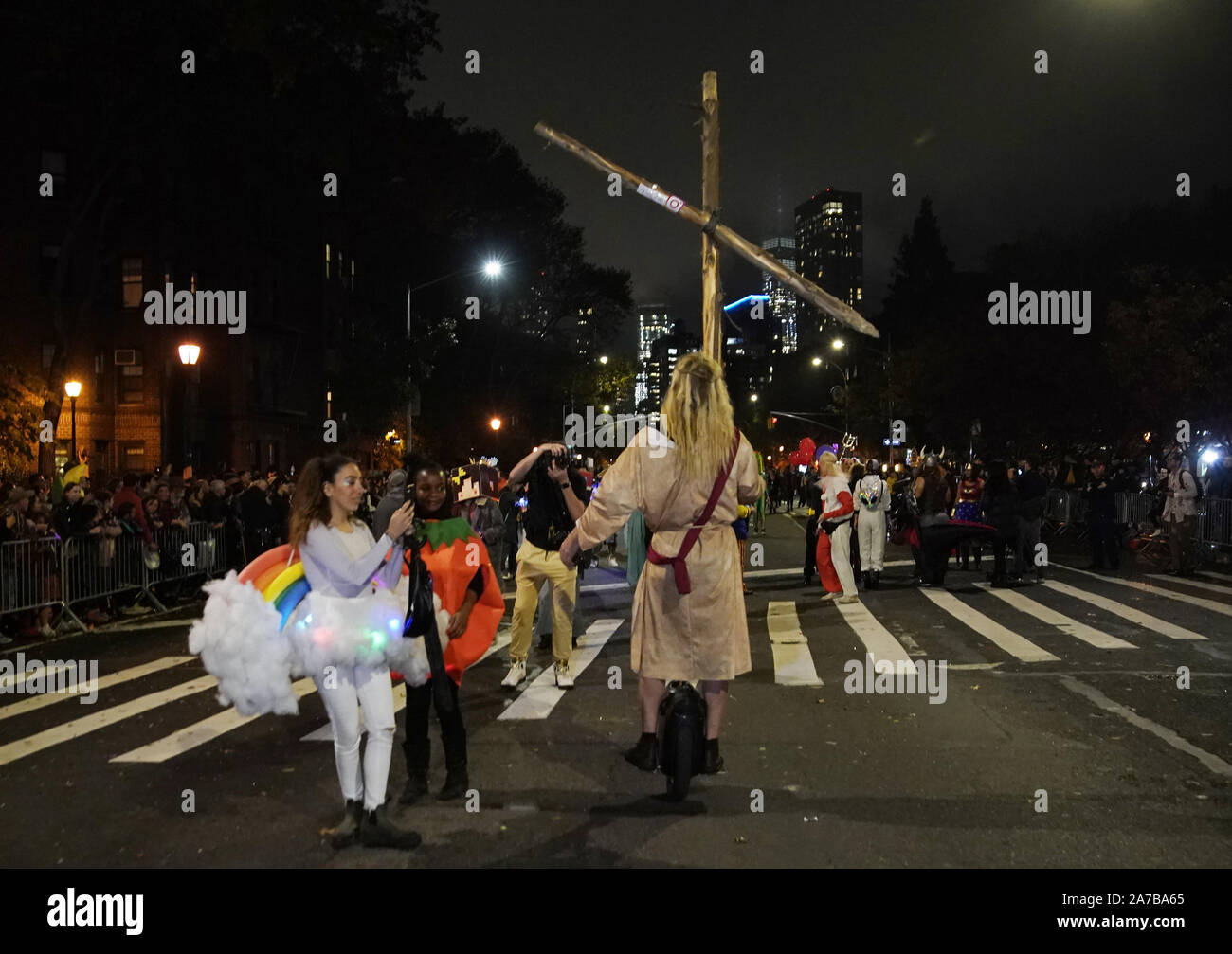 New York, United Stated. 31st Oct, 2019. Participants walk up Sixth ...