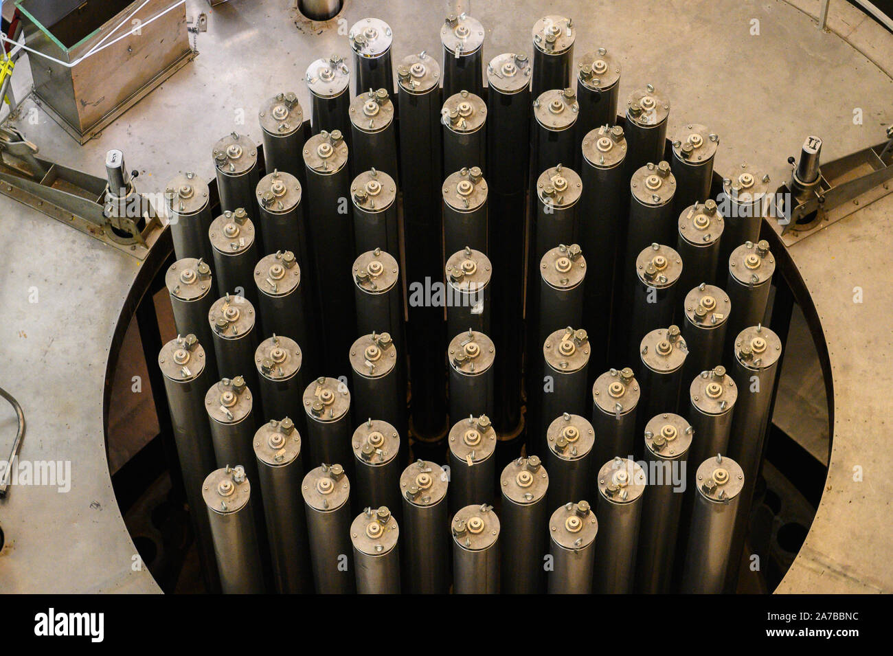 Fuel rods nuclear reactor hi-res stock photography and images - Alamy