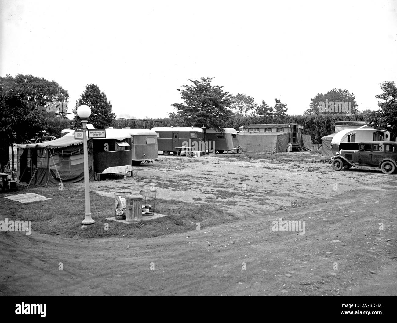 1930s trailer camp hi-res stock photography and images - Alamy