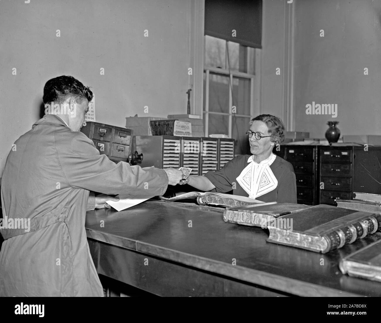 1930s marriage license clerk Black and White Stock Photos & Images - Alamy