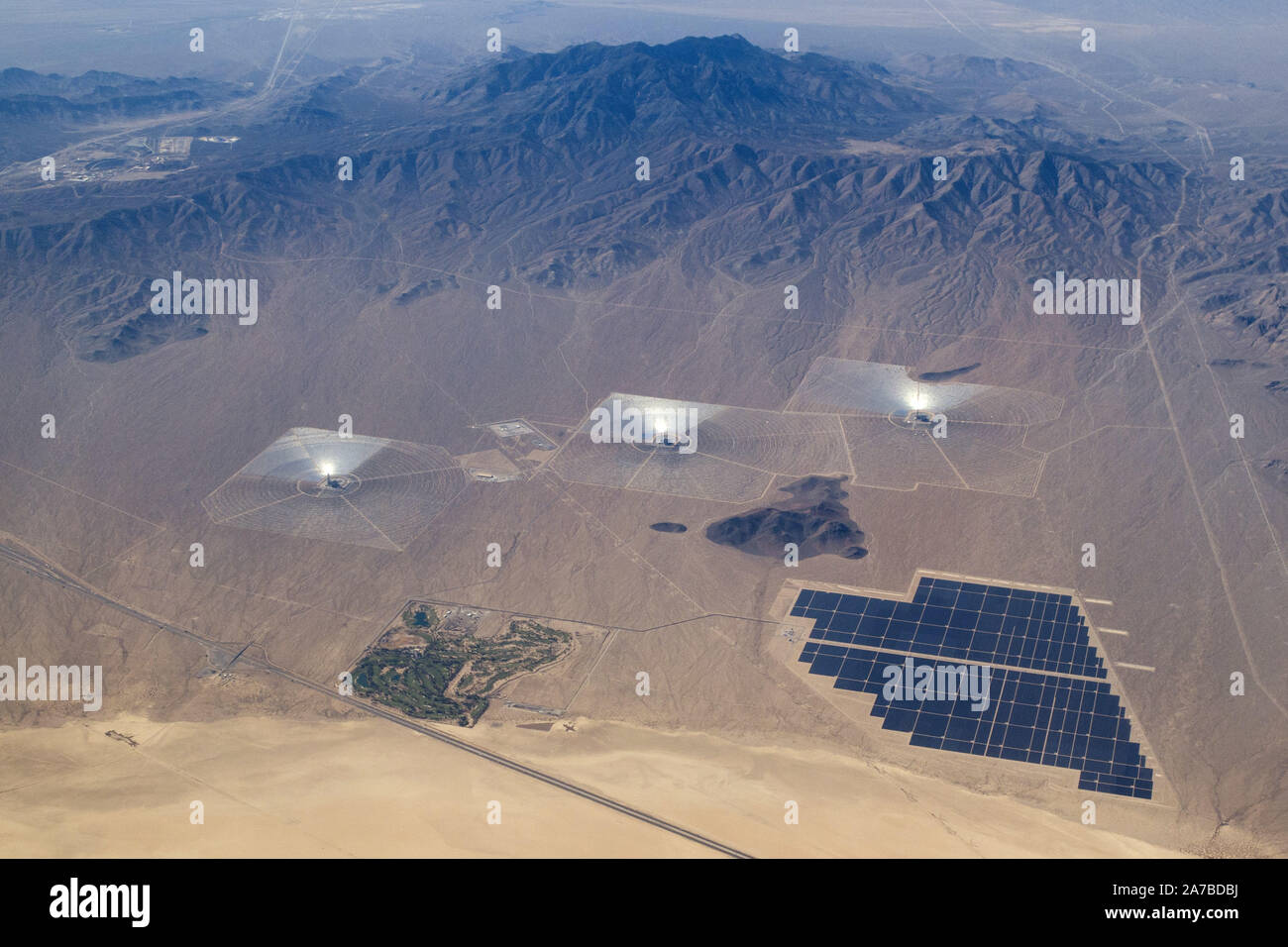 Crescent dunes solar hi-res stock photography and images - Alamy
