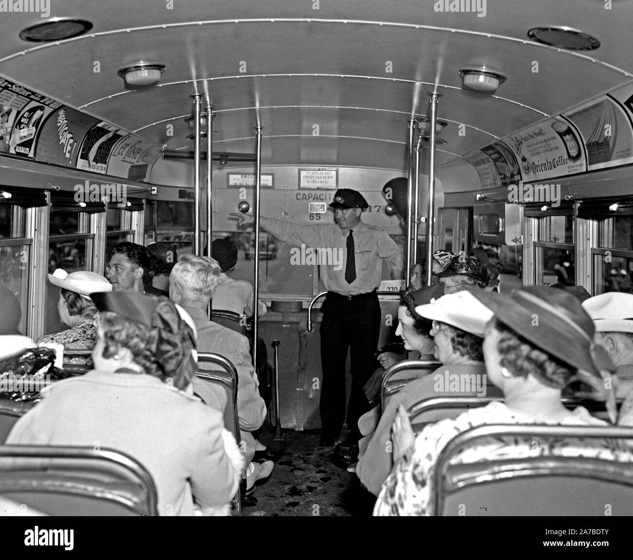 1930s bus Black and White Stock Photos & Images - Alamy