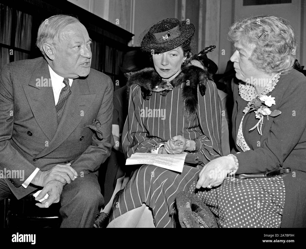 Robert rogers Black and White Stock Photos & Images - Alamy