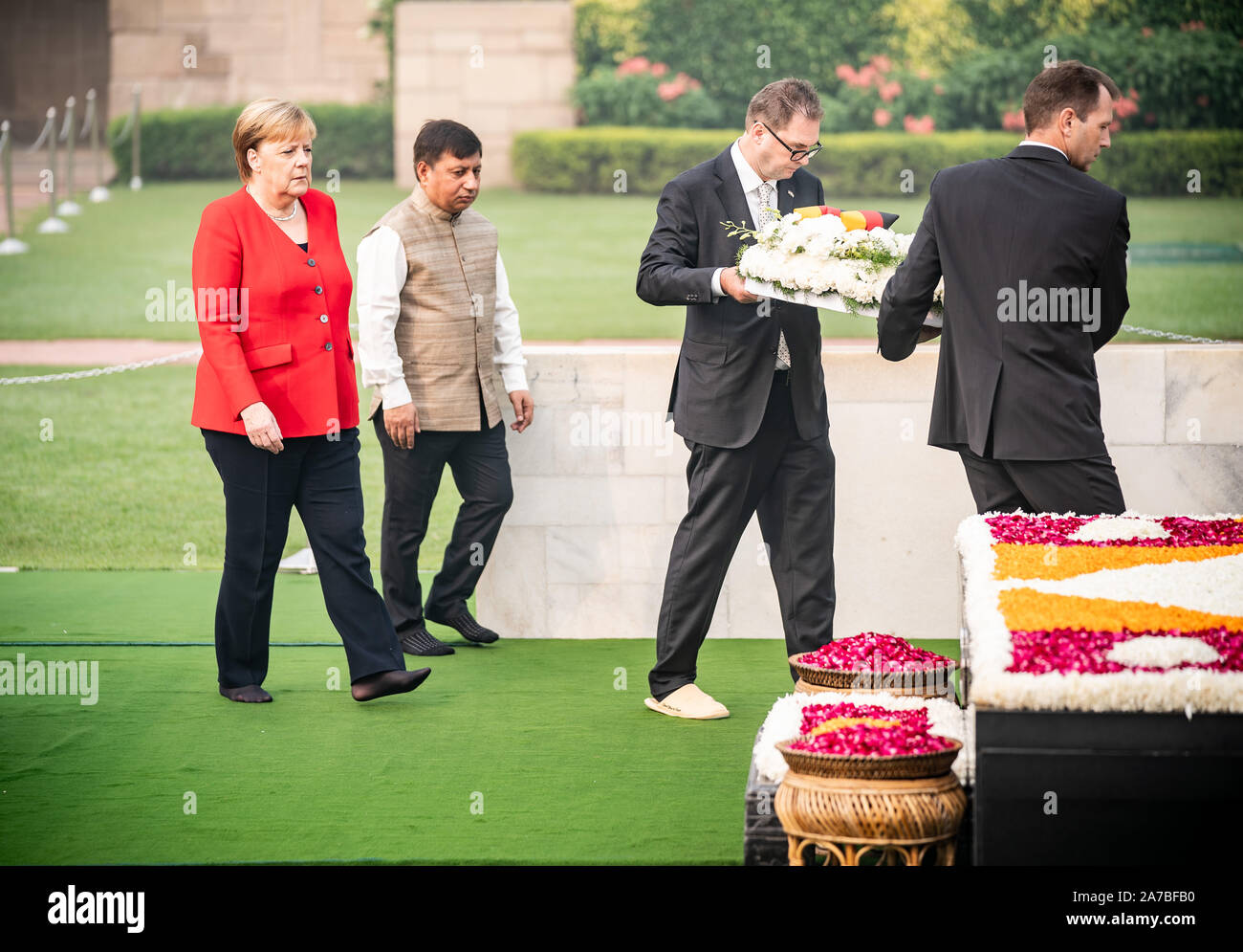 The mahatma gandhi memorial in new delhi hi-res stock photography and ...