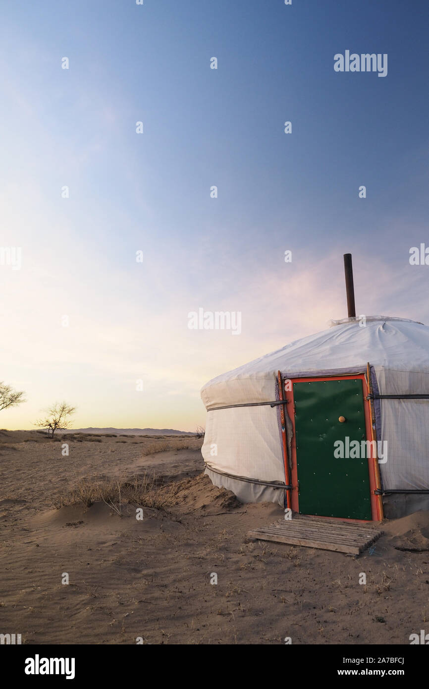 Traditional Mongolian Yurt in gobi desert region Stock Photo - Alamy