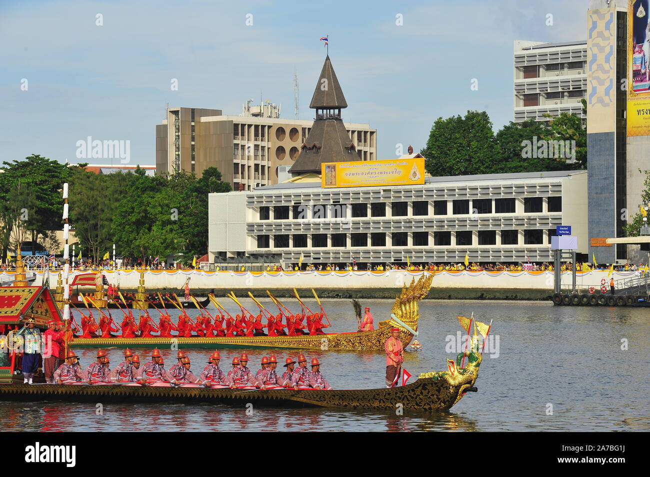 BANGKOK, THAILAND – 17 OCTOBER 2019 : Big training of the Royal Barges ...
