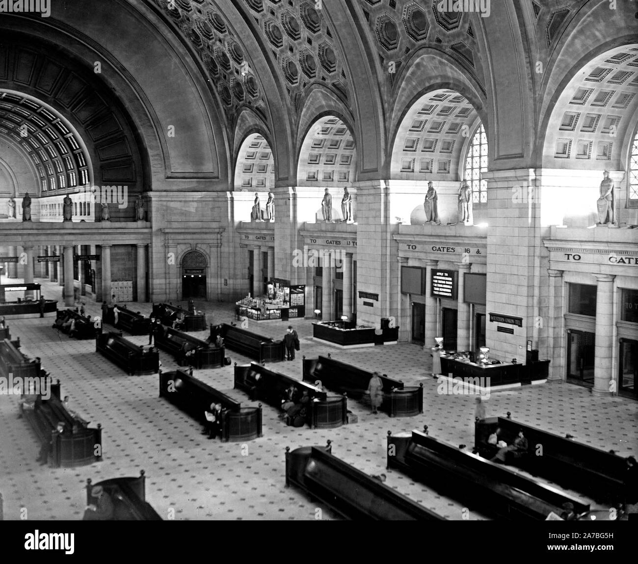 Union Station, interior - Washington D.C. ca. 1936 Stock Photo - Alamy