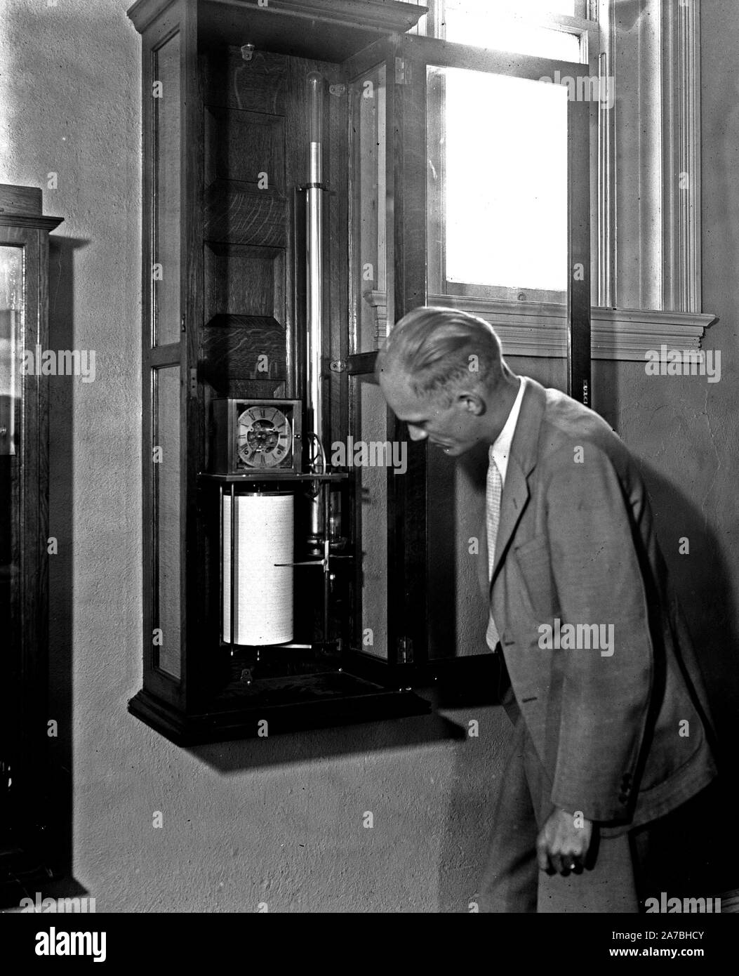 1930s weather instruments hi-res stock photography and images - Alamy
