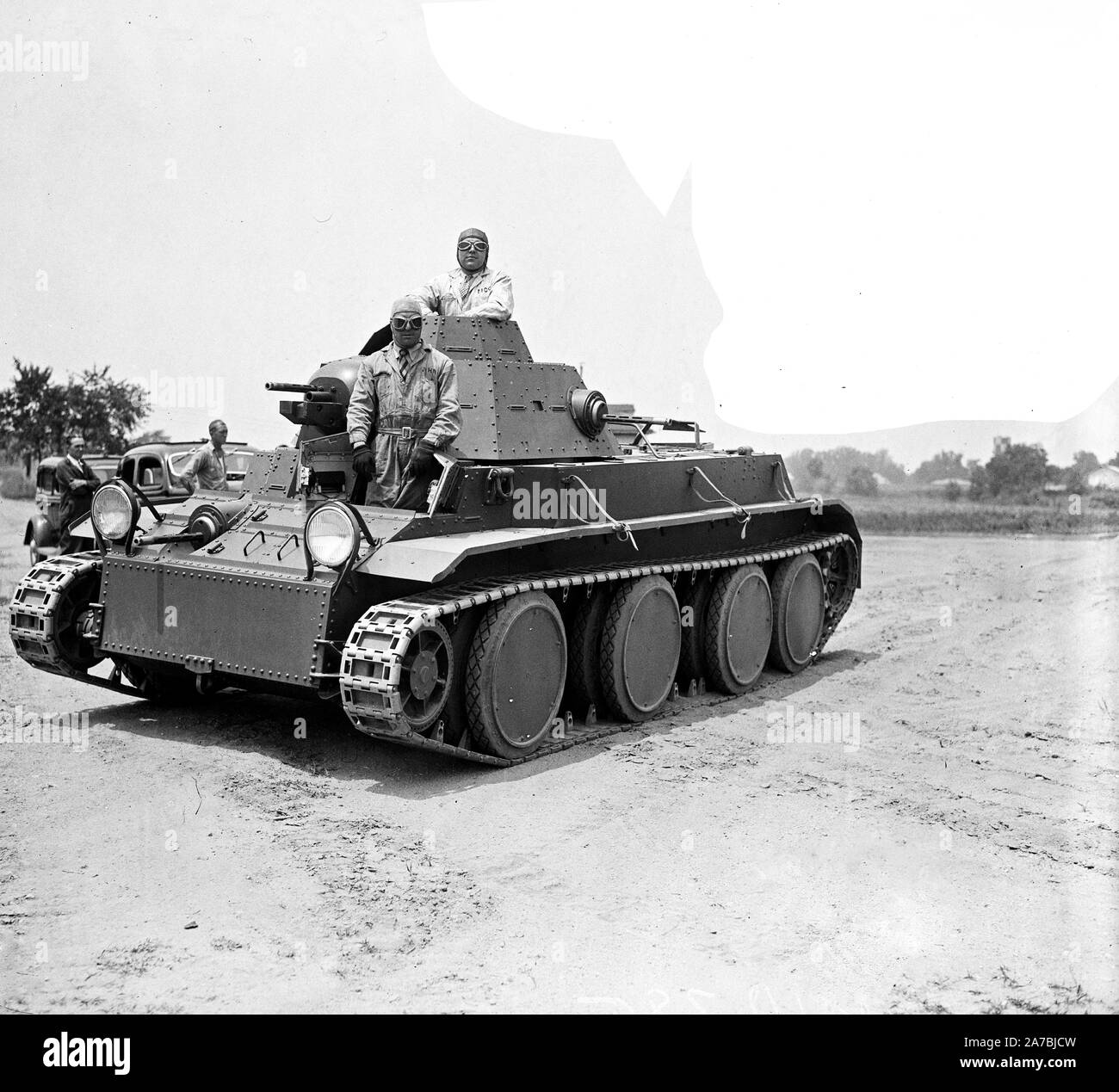 1930s tank training hi-res stock photography and images - Alamy