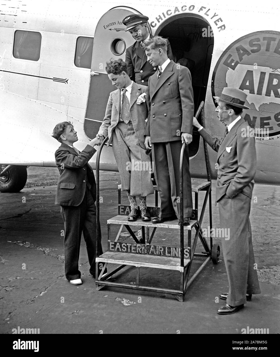 Eastern airlines plane Black and White Stock Photos & Images - Alamy