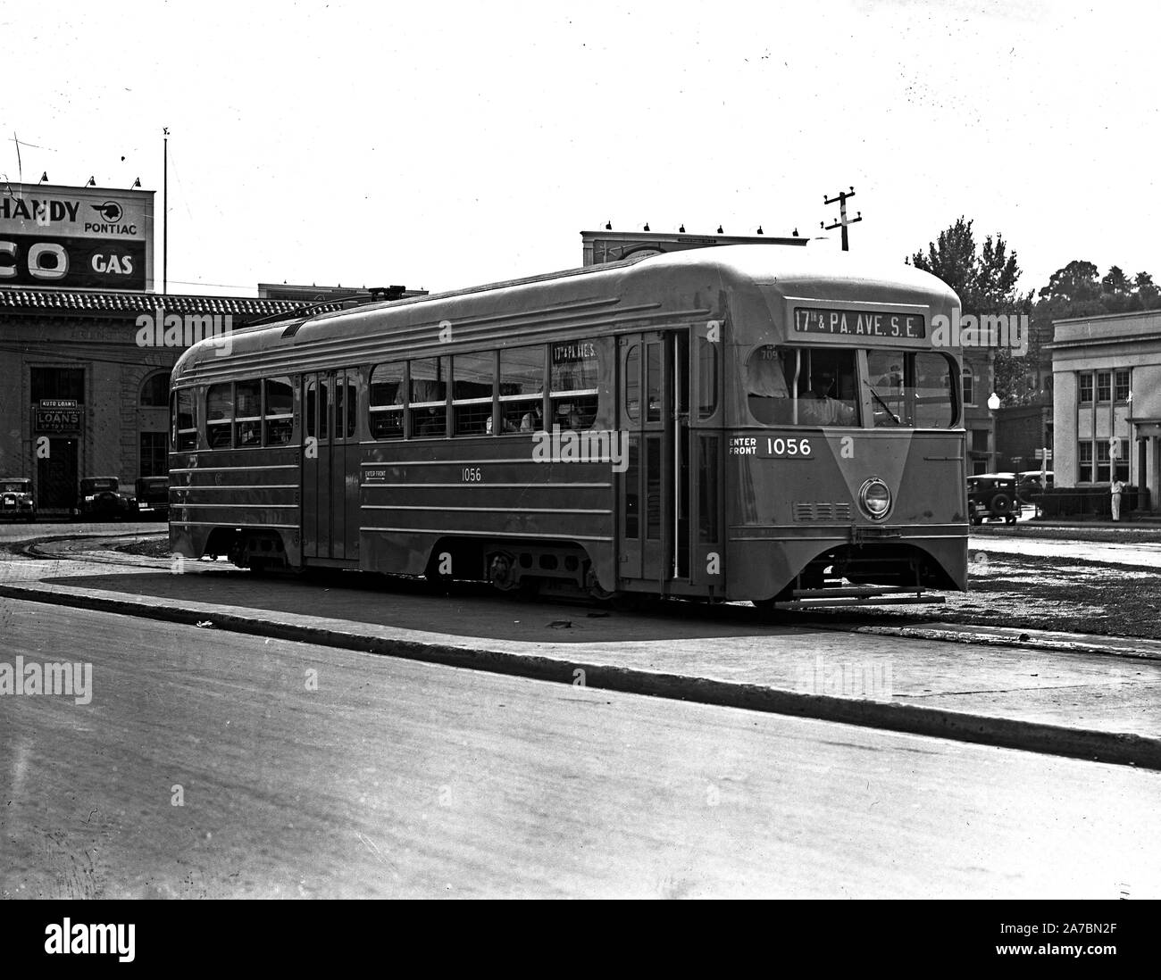 Streamline street car ca. 1935 Stock Photo - Alamy
