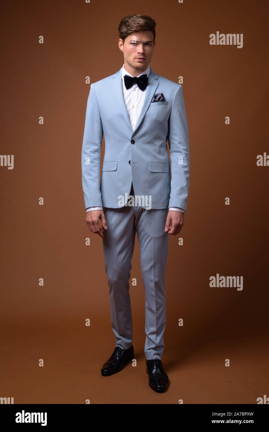 Man full body suit studio shot hi-res stock photography and images - Alamy
