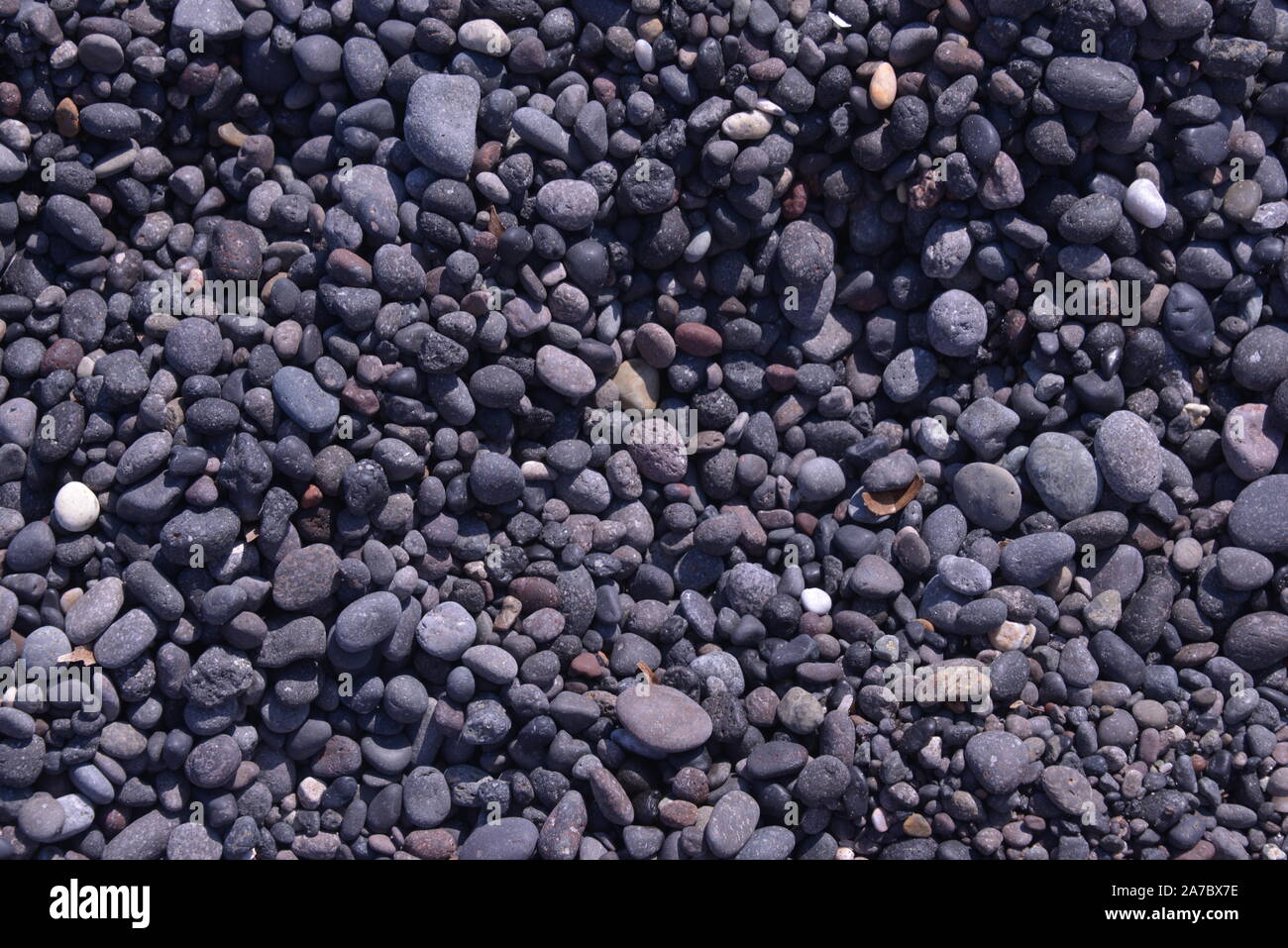 Pebble beach in santorini greece hi-res stock photography and images ...