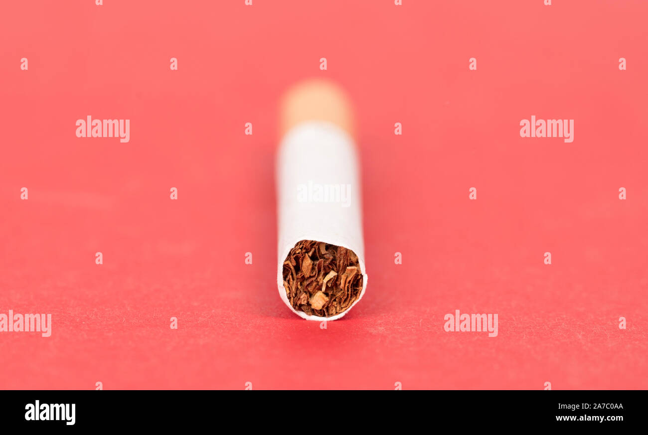 Single cigarette isolated hi-res stock photography and images - Alamy
