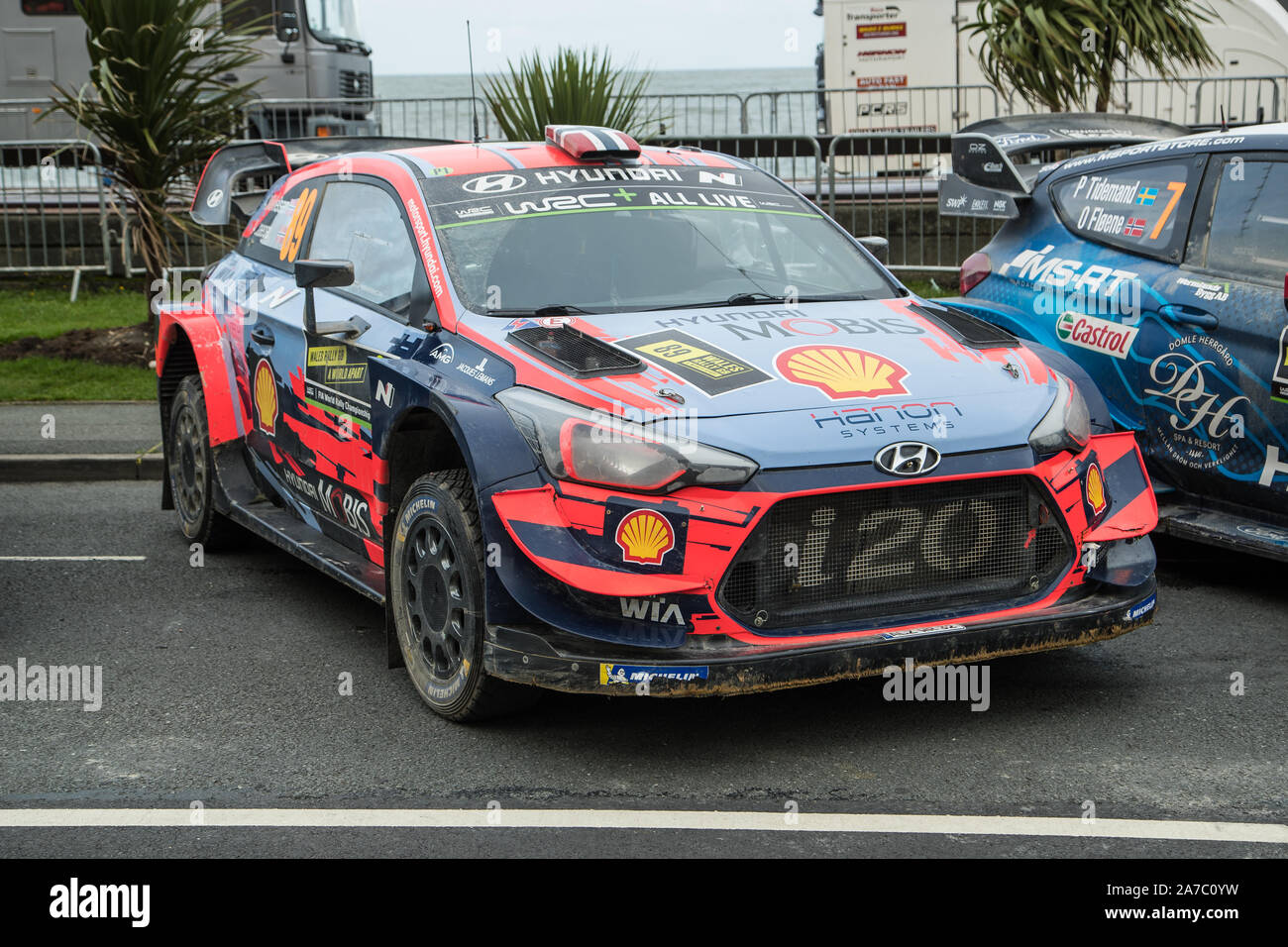 Hyundai shell hi-res stock photography and images - Alamy