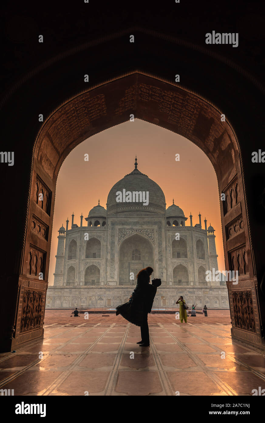Taj mahal frame india palace hi-res stock photography and images - Alamy