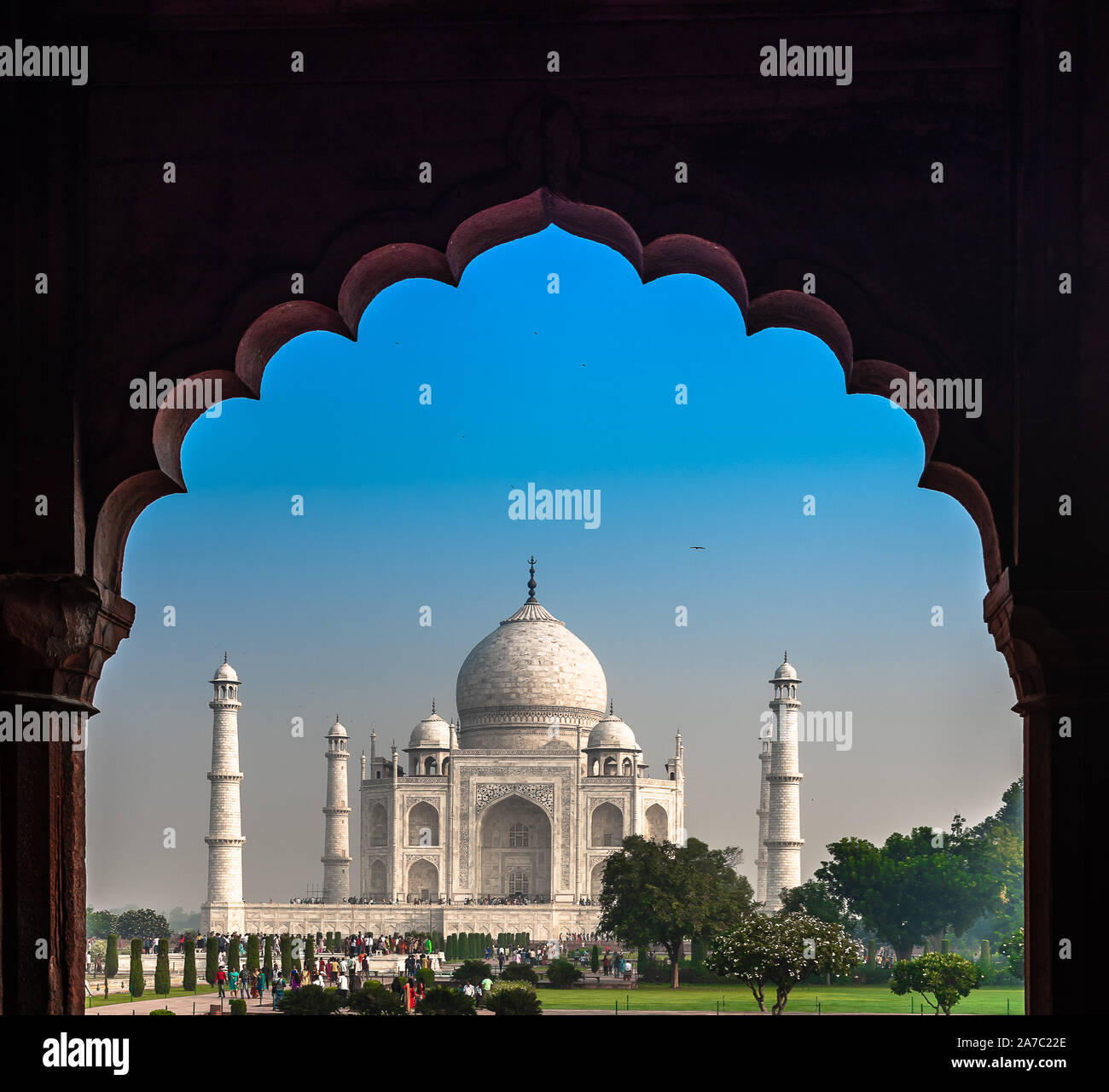 Taj mahal frame india palace hi-res stock photography and images - Alamy