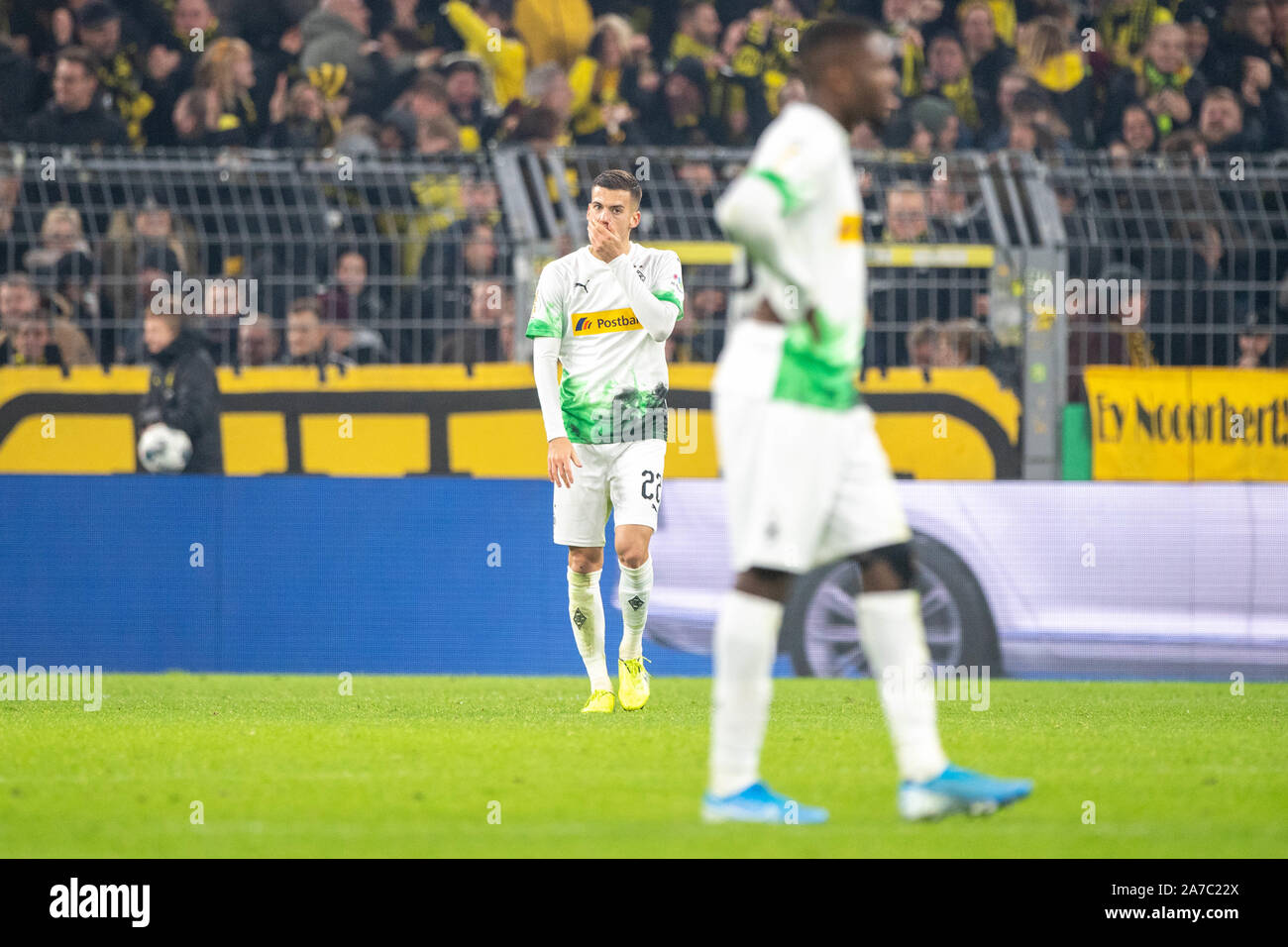Dortmund, Deutschland. 31st Oct, 2019. Laszlo BENES (hi., MG) is ...