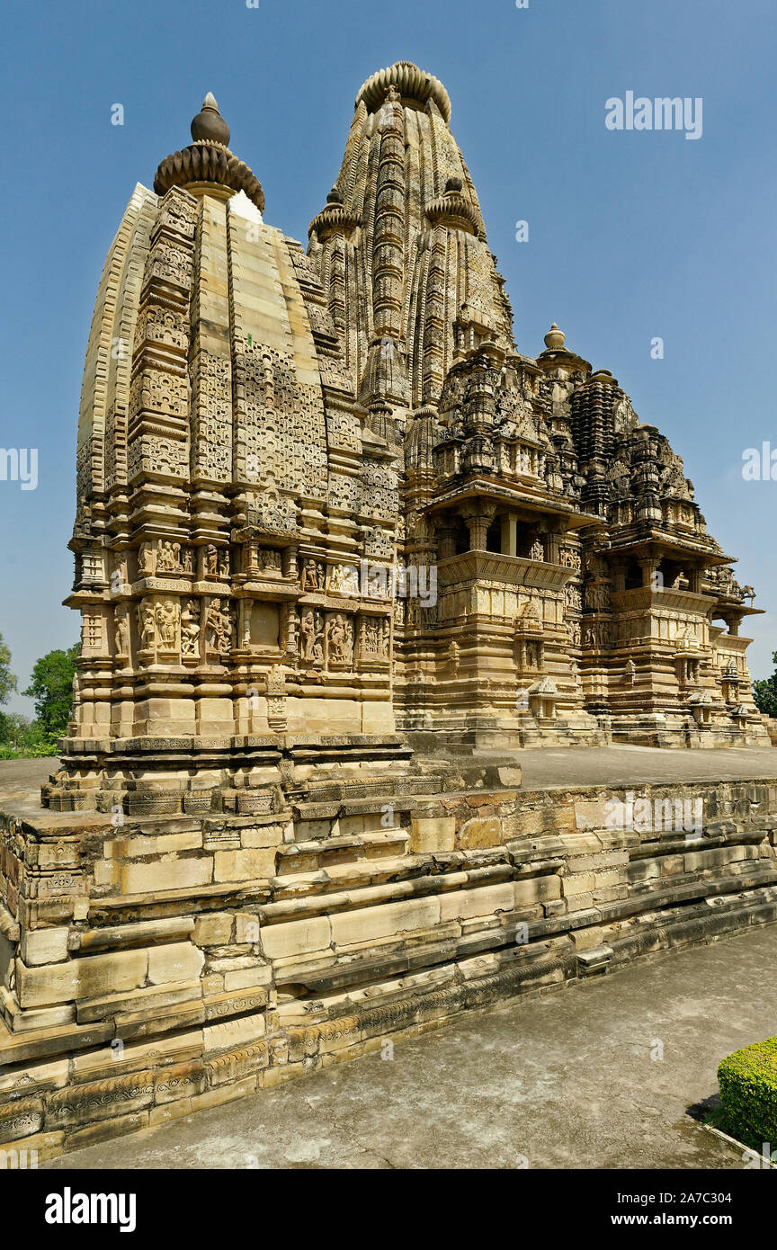 Vishvanatha Hindu Temple, Khajuraho Stock Photo - Alamy